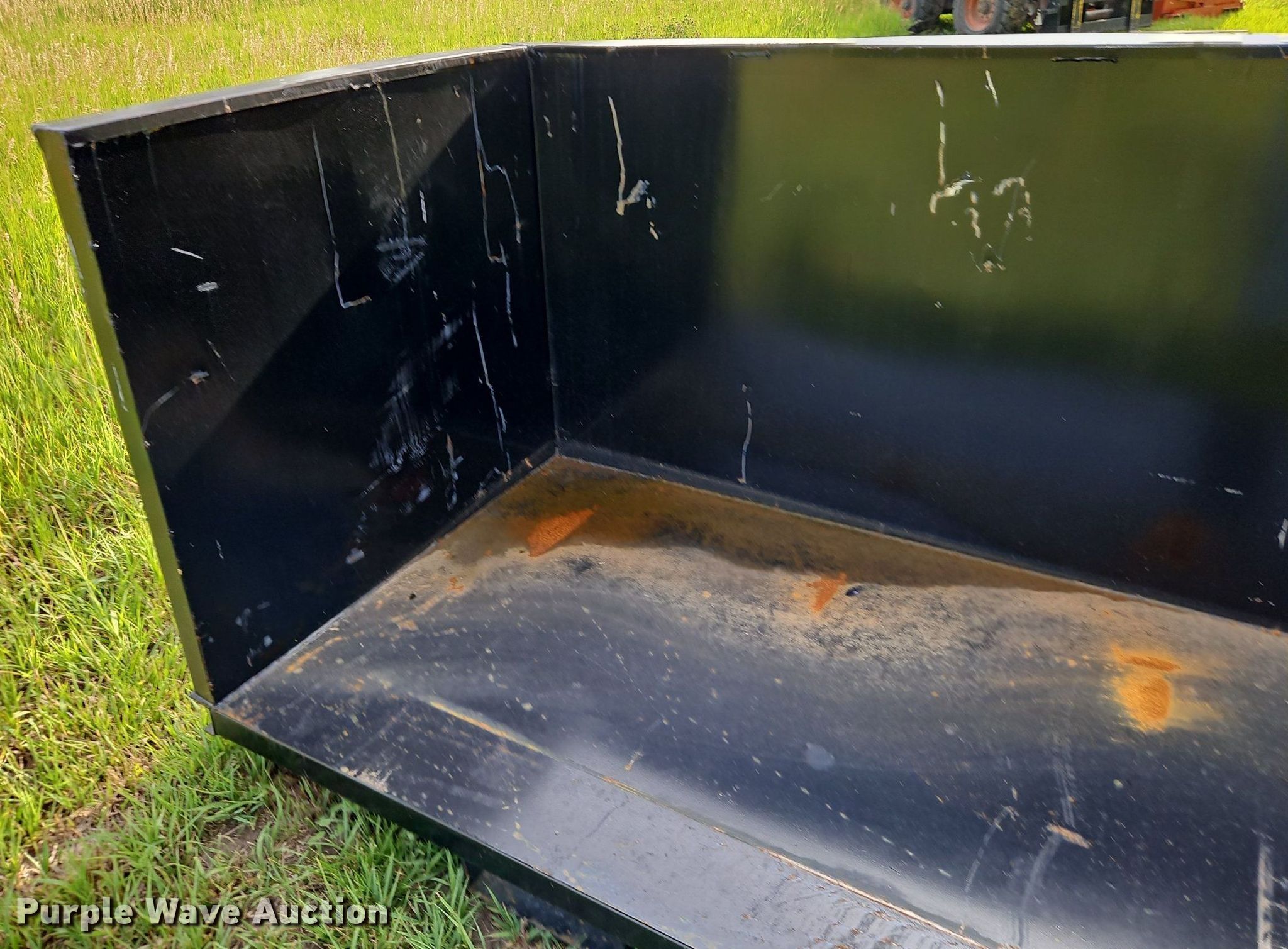 Telehandler basket in Pleasant Hill, MO | Item DR8671 sold | Purple Wave