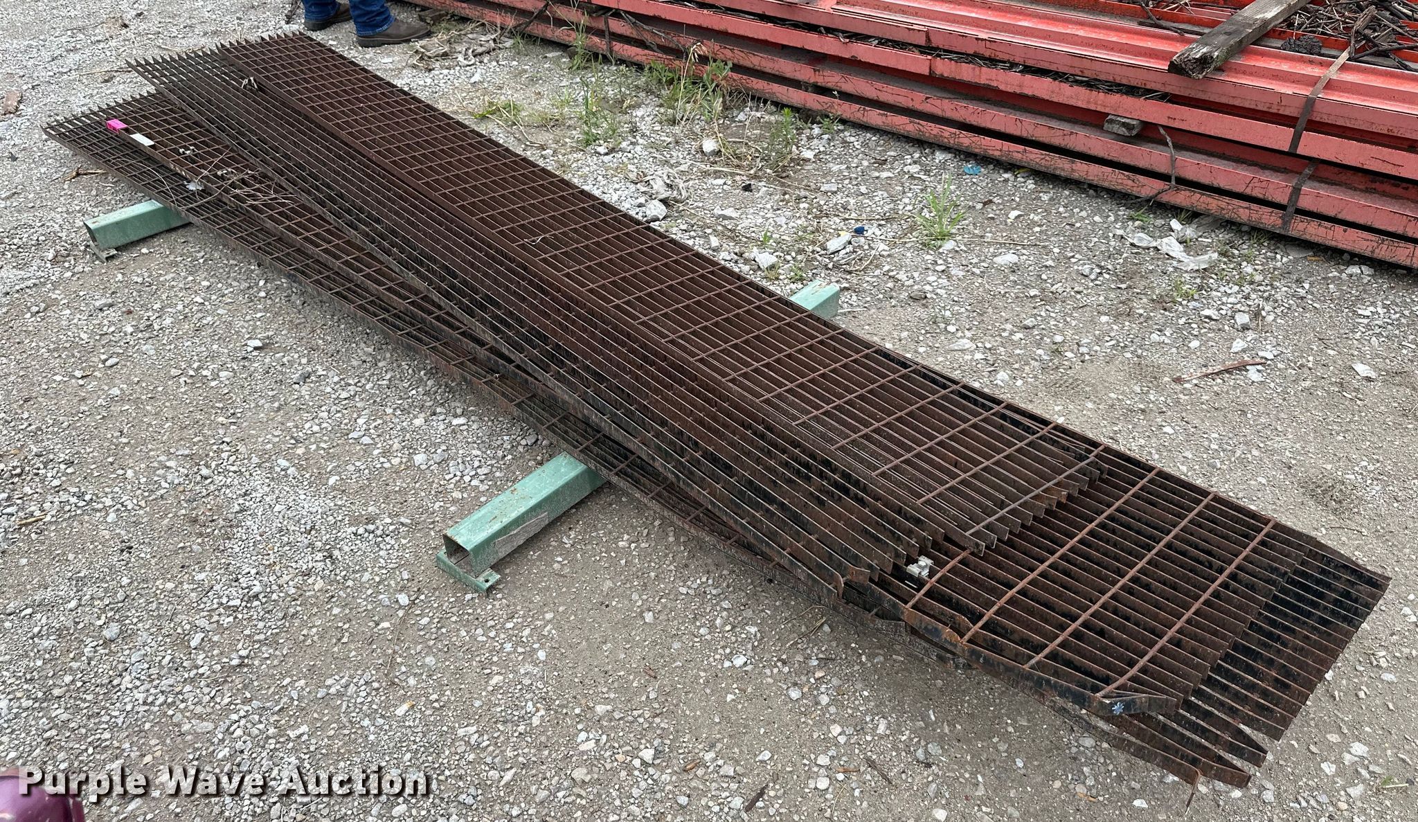 (6) bar grates in Kansas City, MO | Item EJ7030 sold | Purple Wave