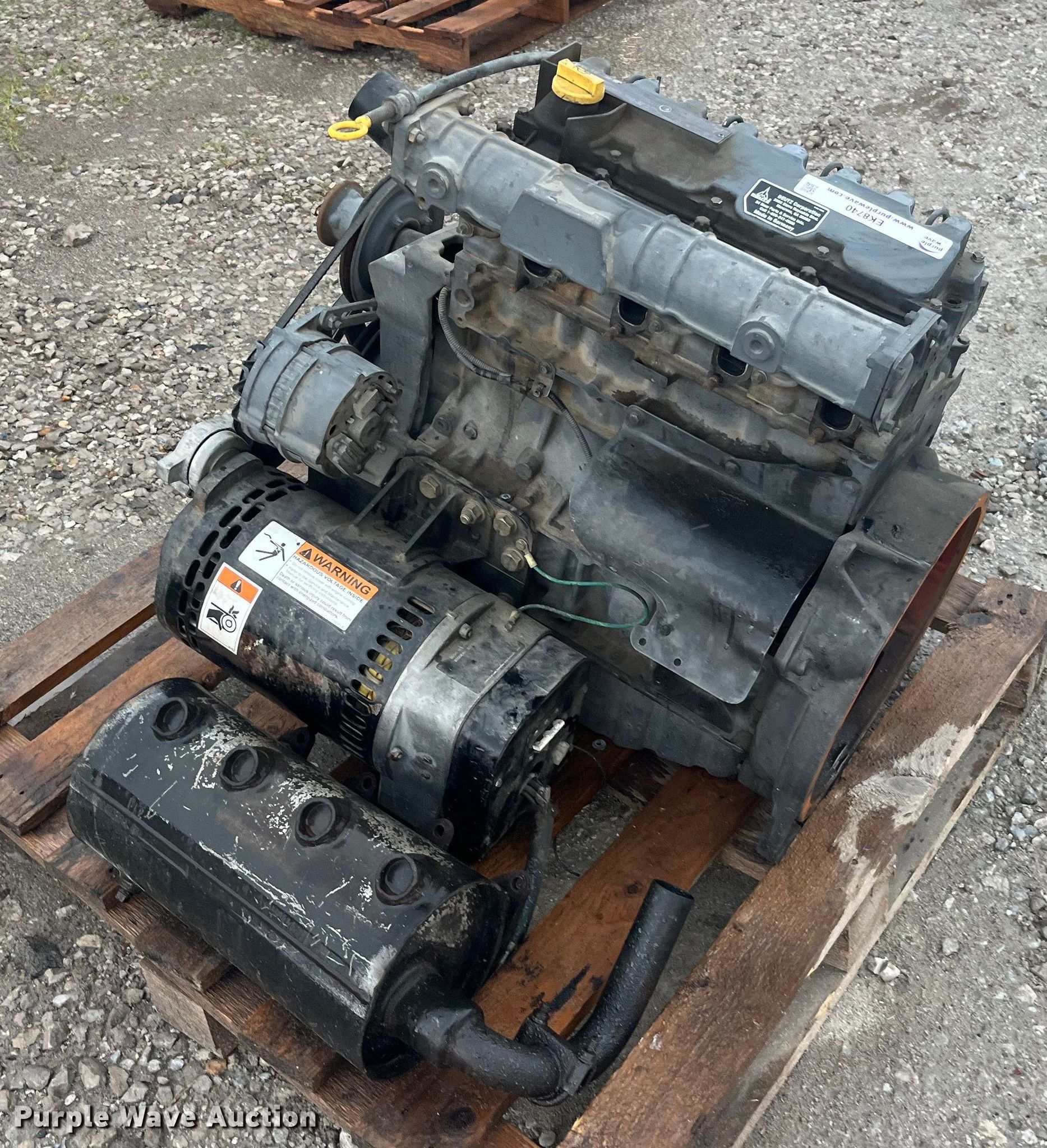 Deutz F 4M 2011 engine in Ottumwa, IA | Item EK8740 sold | Purple Wave