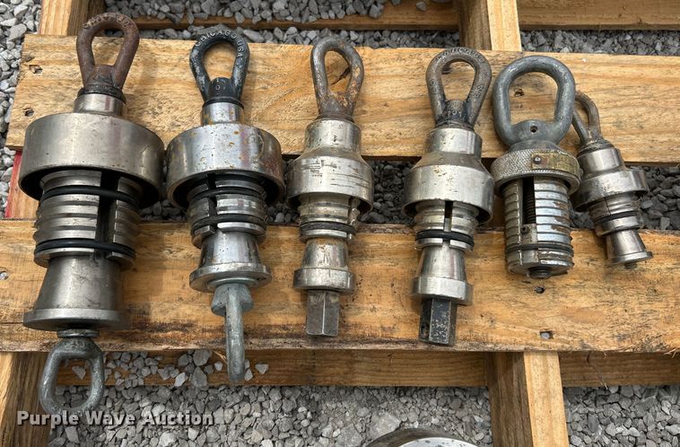 (9) HDPE pipe pullers in Waterloo, IL | Item EK4842 sold | Purple Wave