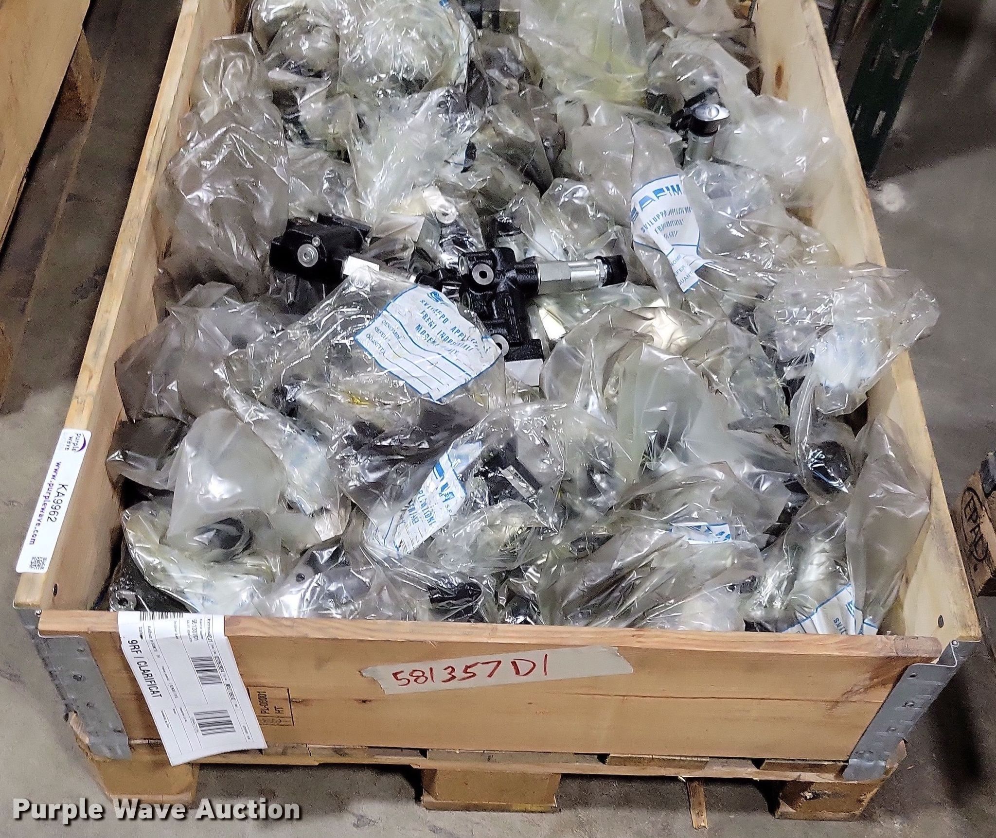 (85) AGCO valve assemblies in Round Lake, MN | Item KA9962 sold ...