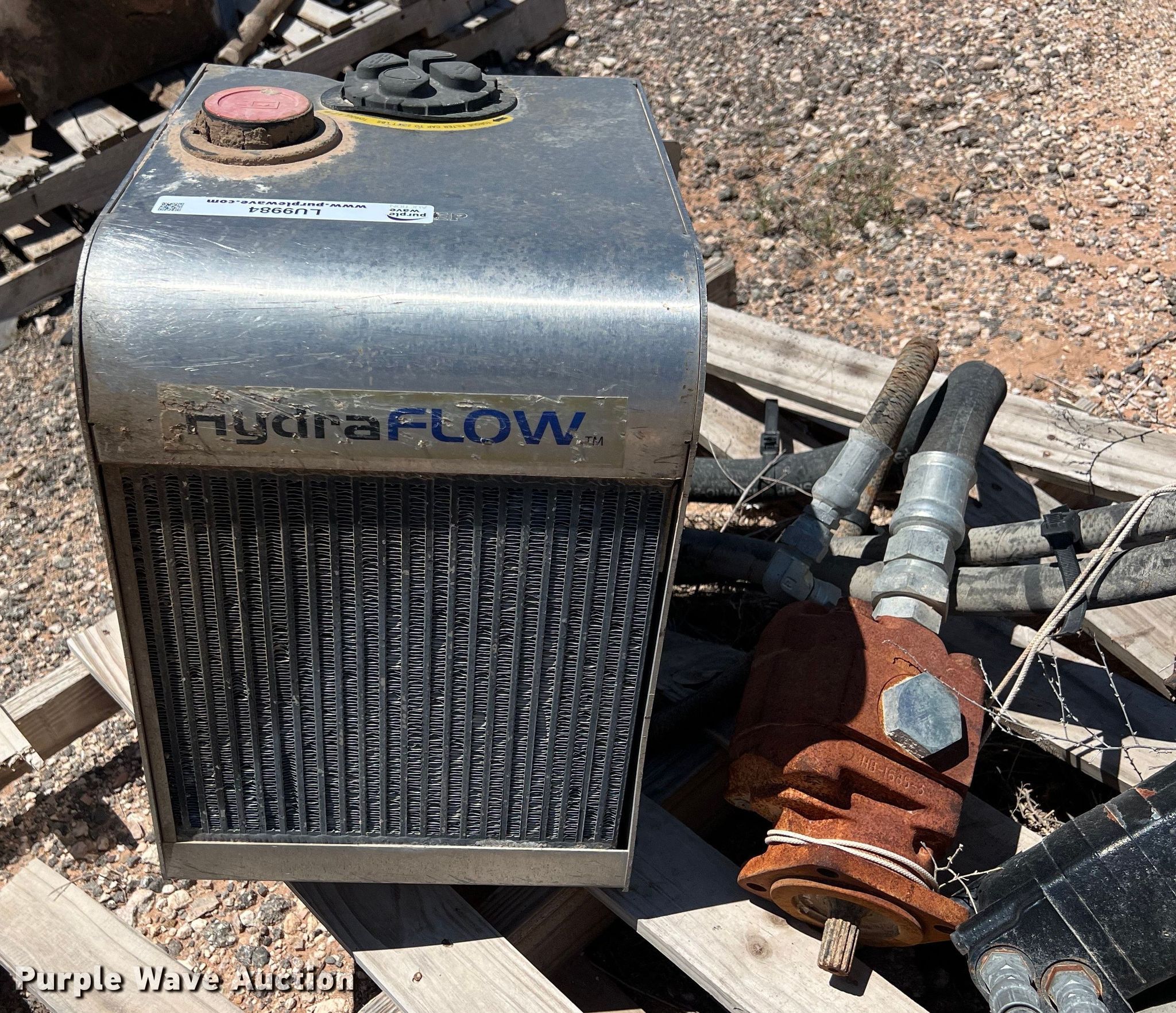 HydraFlow wet kit in Andrews, TX | Item LU9984 sold | Purple Wave