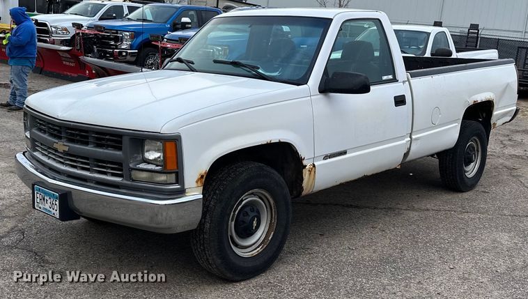 2000 Chevrolet C2500 pickup truck in Bloomington, MN | Item LO9450 sold ...