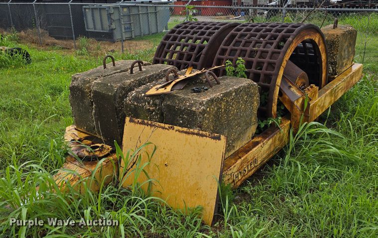Hyster mesh roller in Tulsa, OK | Item DO7107 sold | Purple Wave