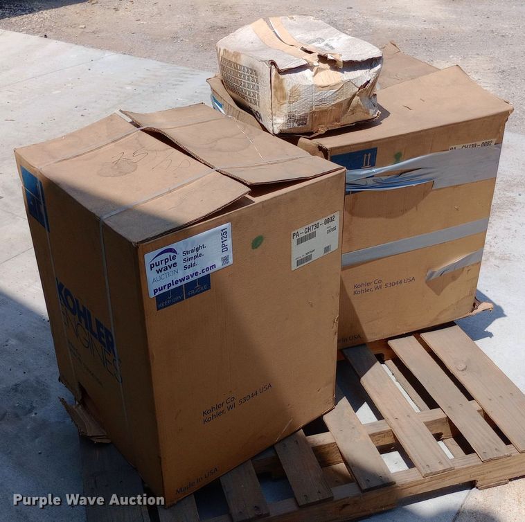 (2) Kohler Command Pro 25 engines in Hutchinson, KS | Item DP1251 sold ...