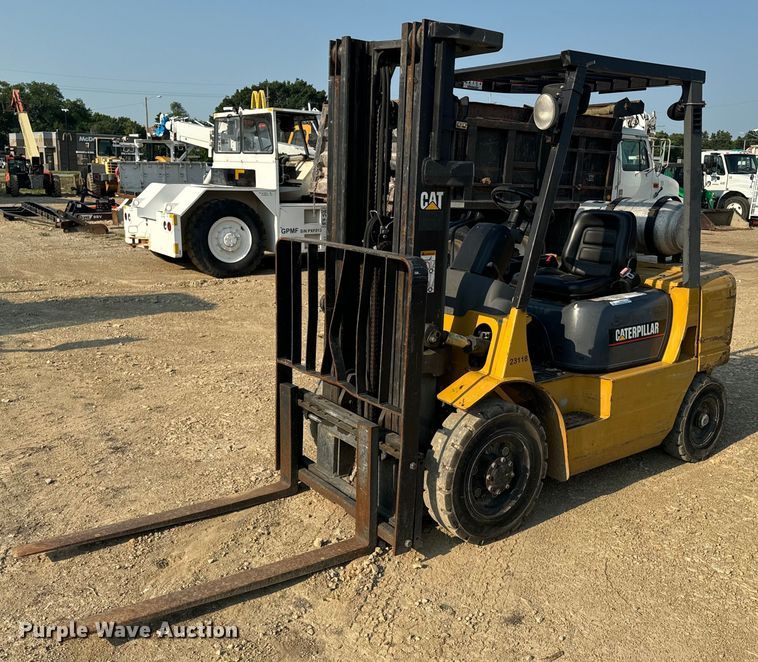 Caterpillar GP25K forklift in Wamego , KS | Item EI4014 sold | Purple Wave