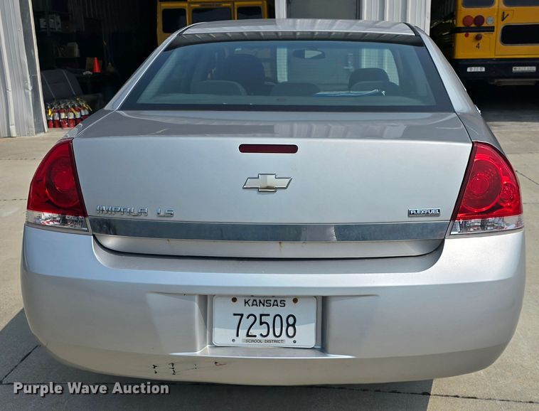 2008 Chevrolet Impala LS in Wamego, KS | Item DQ4384 sold | Purple Wave