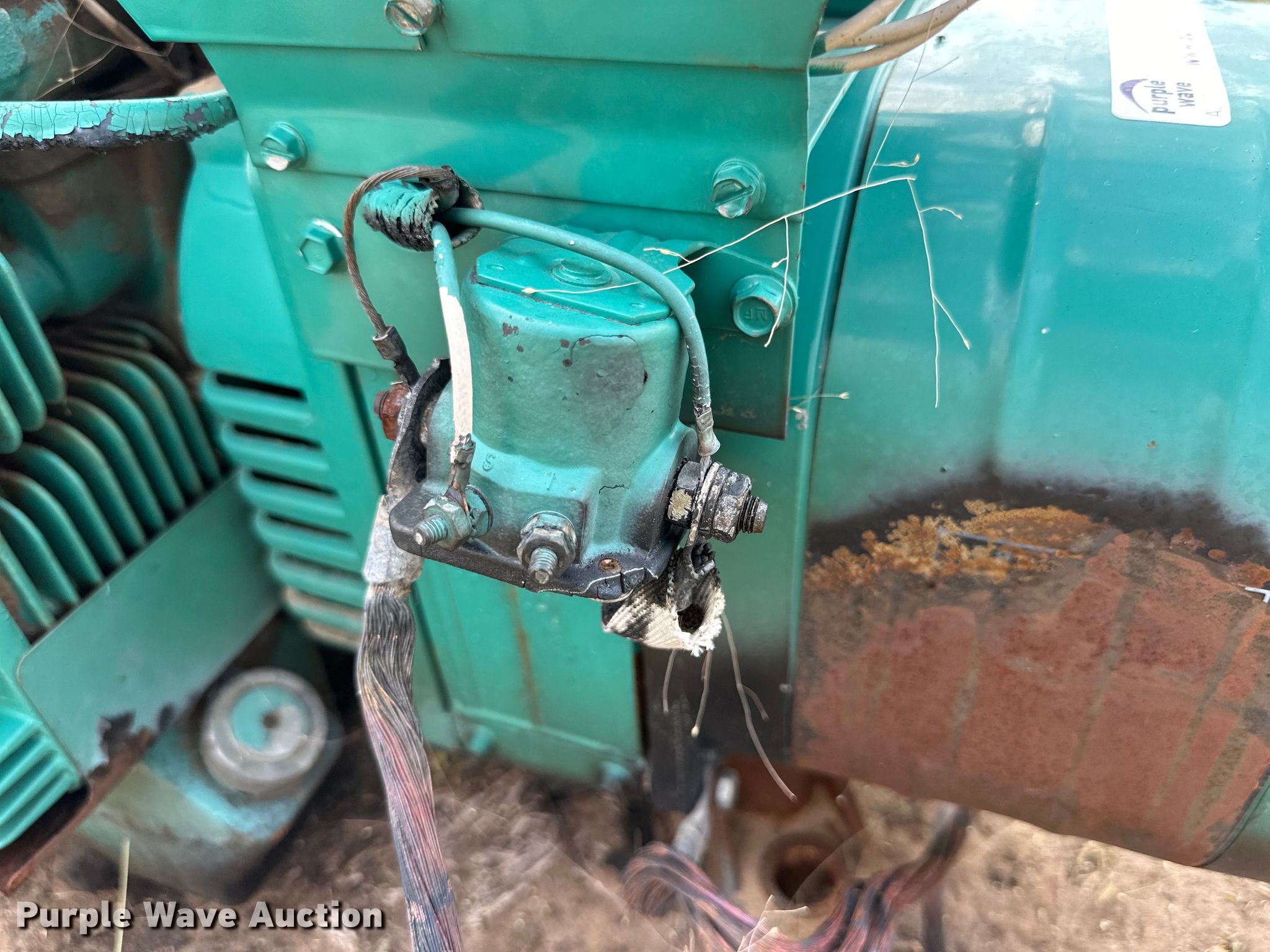 Onan 4 0CCK-3CR generator in Canadian, TX | Item IB9428 sold | Purple Wave