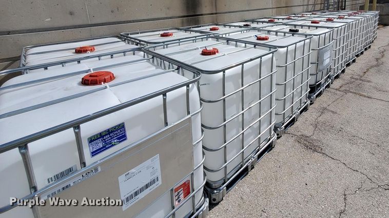 (20) 250 gallon poly totes in Lawrence, KS | Item EK6290 sold | Purple Wave