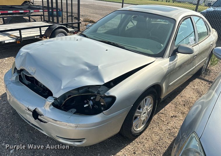 2005 Ford Taurus in Colby , KS | Item DQ6919 sold | Purple Wave