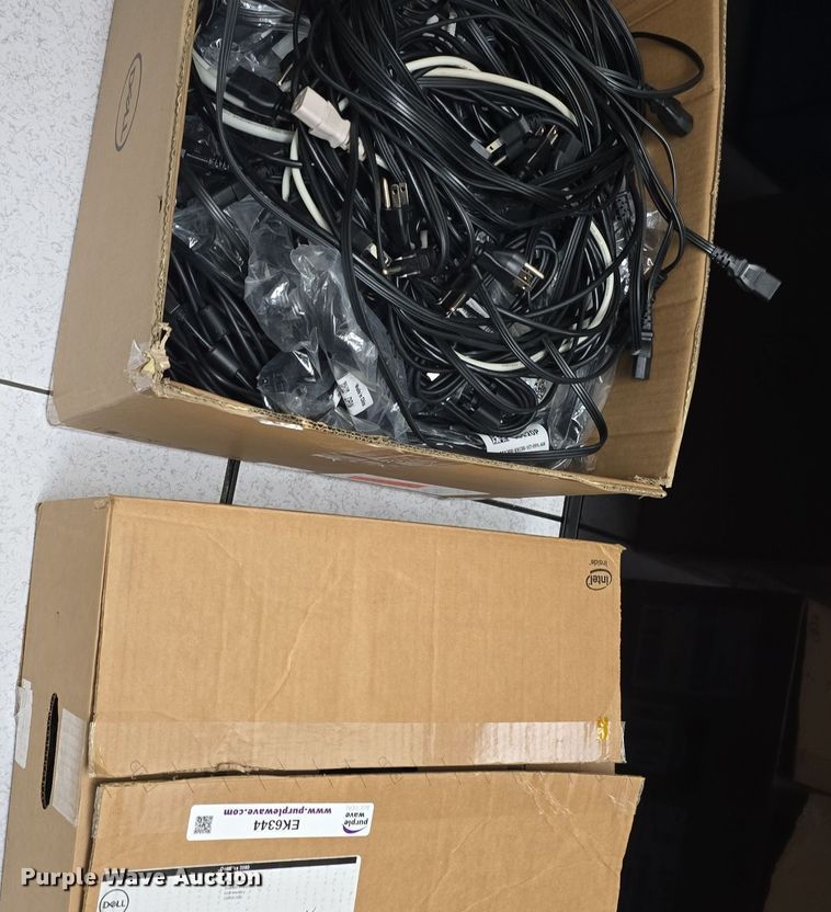 Cables in Lawrence, KS | Item EK6344 sold | Purple Wave