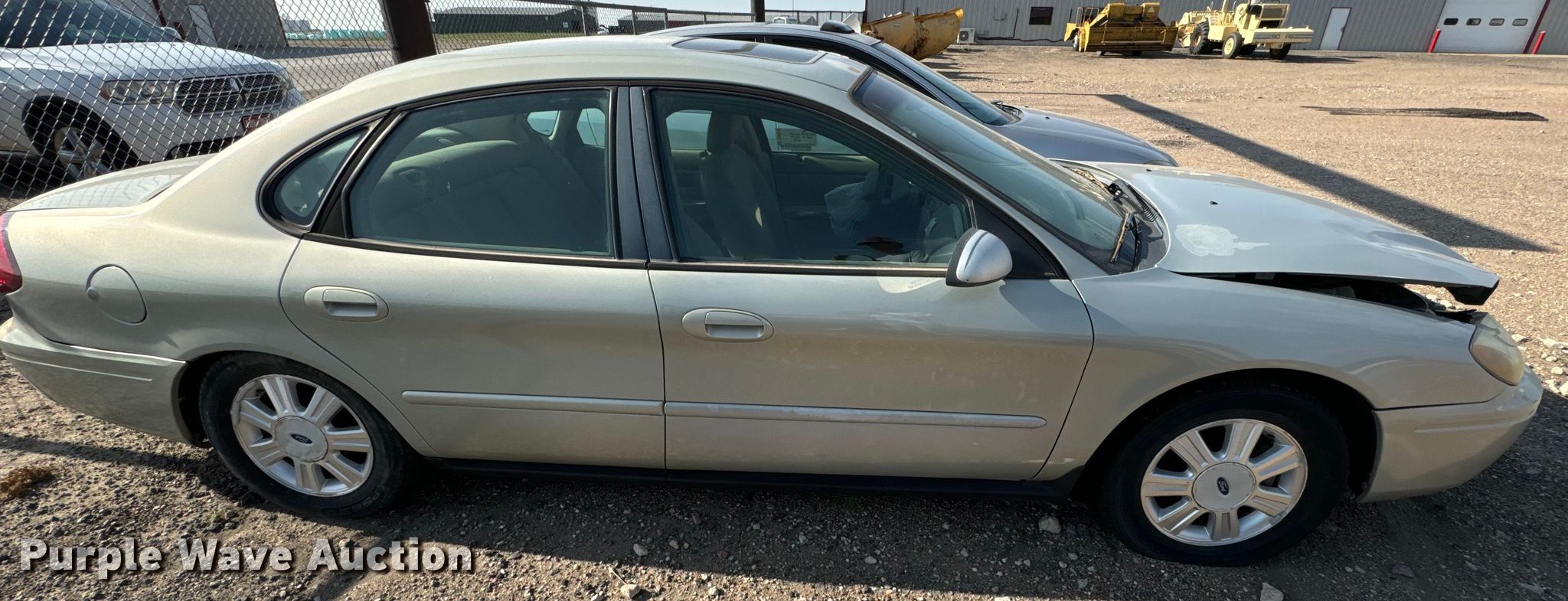 2005 Ford Taurus in Colby , KS | Item DQ6919 sold | Purple Wave