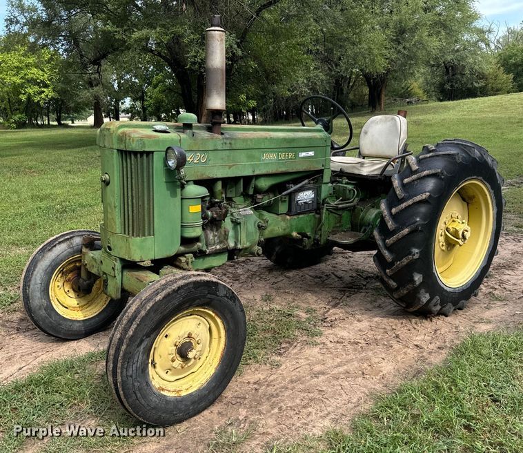 1958 John Deere 420W tractor in Buhler, KS | Item LF9967 sold | Purple Wave