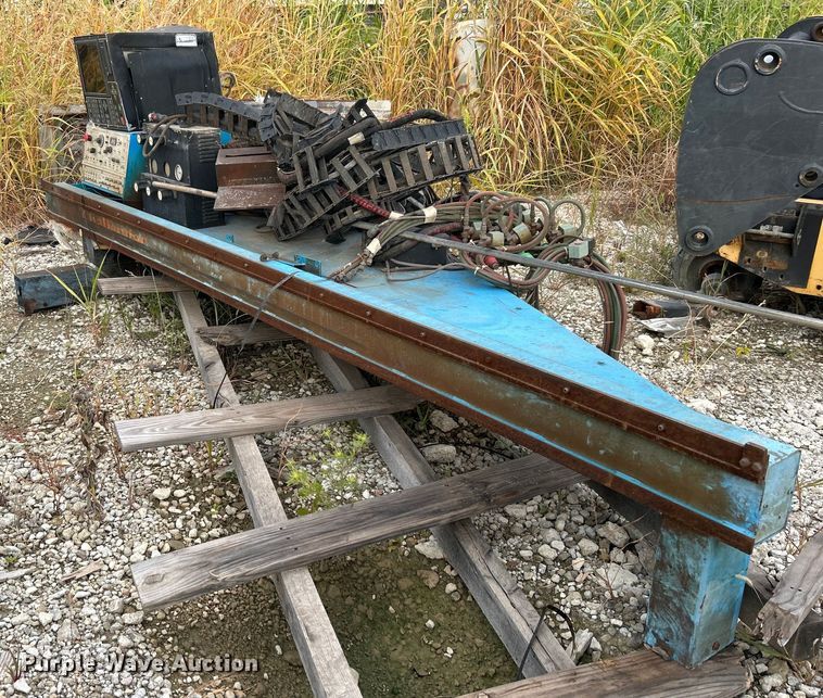 Cleveland Machine Tools Challenger NNC3-09799-0 plasma cutting system ...