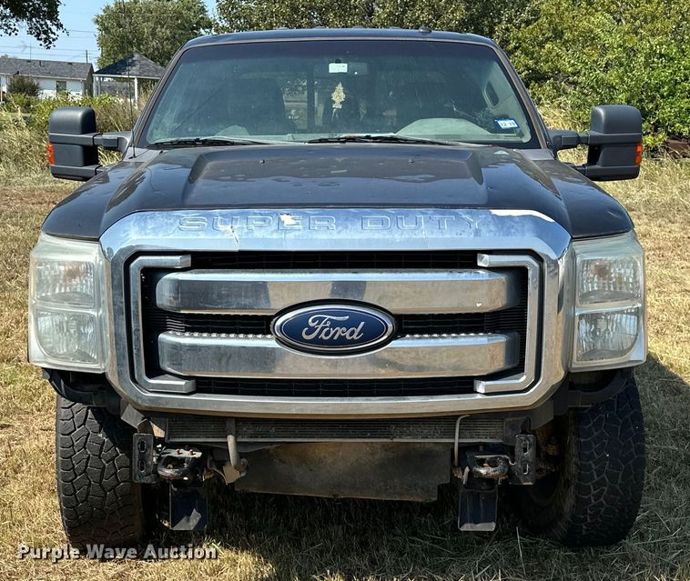 2012 Ford F250 Super Duty Crew Cab pickup truck cab and chassis in ...