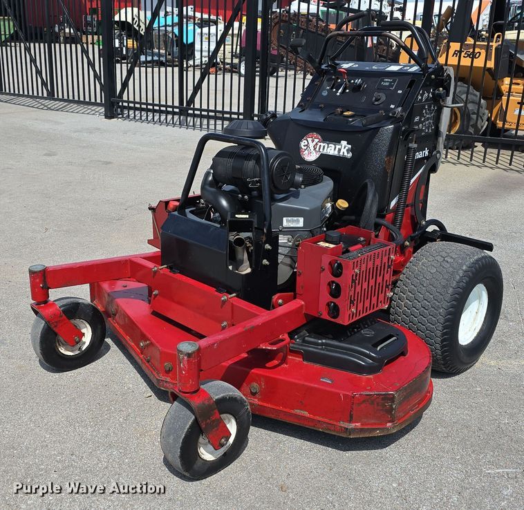 Exmark Vantage S Series ZTR lawn mower in Waterloo, NE | Item DS4770 ...