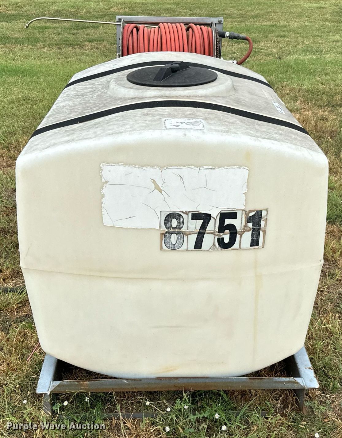 Turf sprayer in Goldsby, OK | Item IE9047 sold | Purple Wave