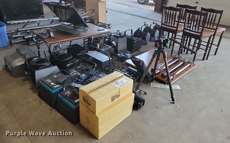 Electronics in Sioux Falls, SD | Item DR4478 sold | Purple Wave