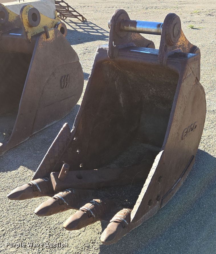 Esco excavator bucket in Hayden, CO | Item LW9828 sold | Purple Wave