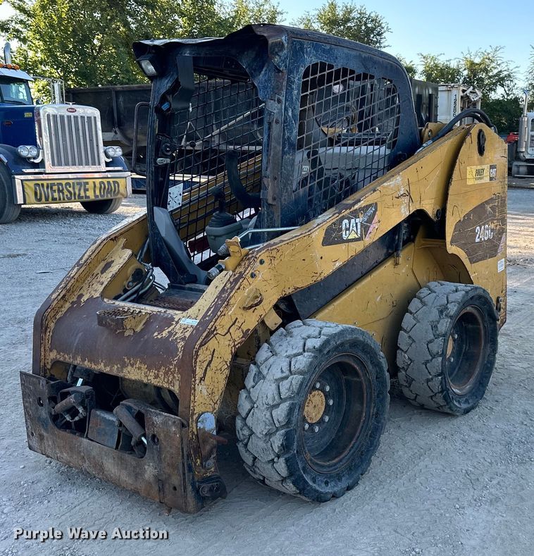 2011 Caterpillar 246C skid steer loader in Kansas City, KS | Item ...