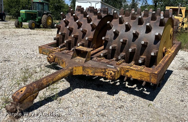 Wedge foot roller in Tonganoxie, KS | Item EJ7243 sold | Purple Wave