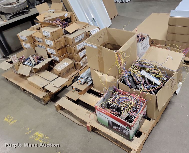 Ballastar ballast in Des Moines, IA | Item JO9430 sold | Purple Wave