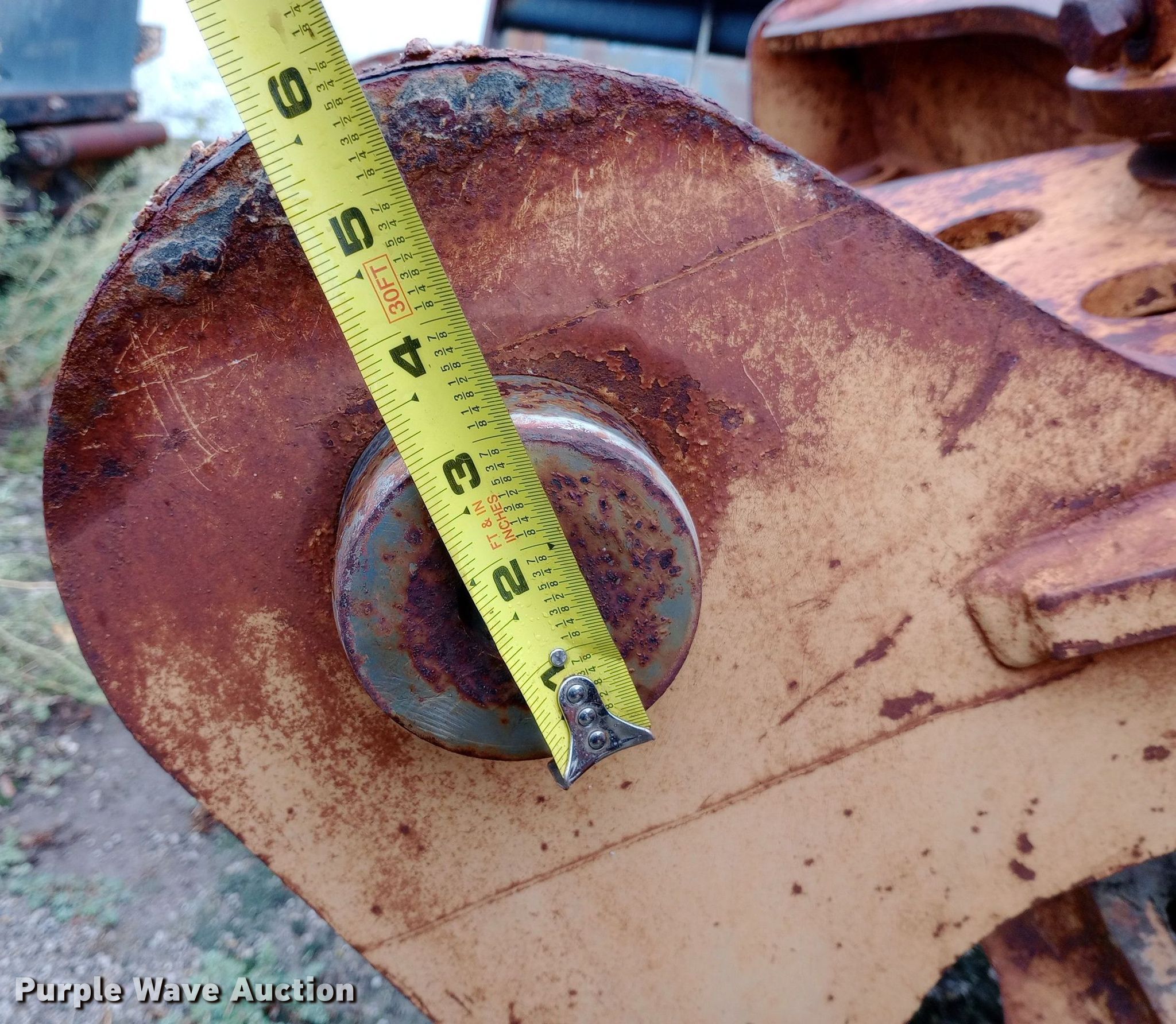 JiB 60" W excavator bucket in Tulsa, OK | Item DH1429 for sale | Purple ...