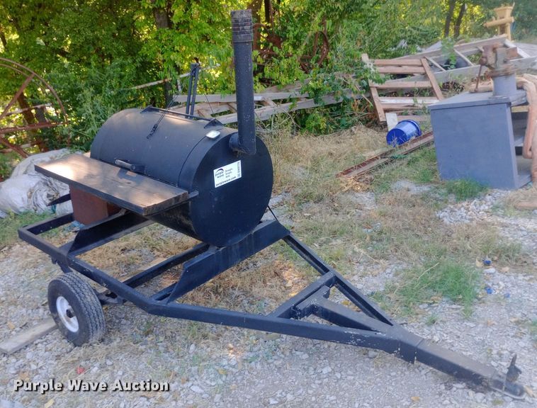 Smoker trailer in Ponca City, OK | Item DW0770 sold | Purple Wave