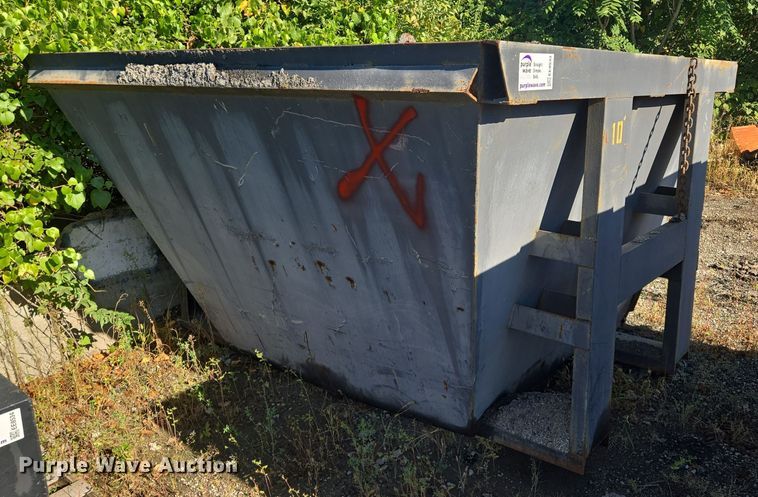 Paver hopper insert in Kansas City, MO | Item EE8533 sold | Purple Wave