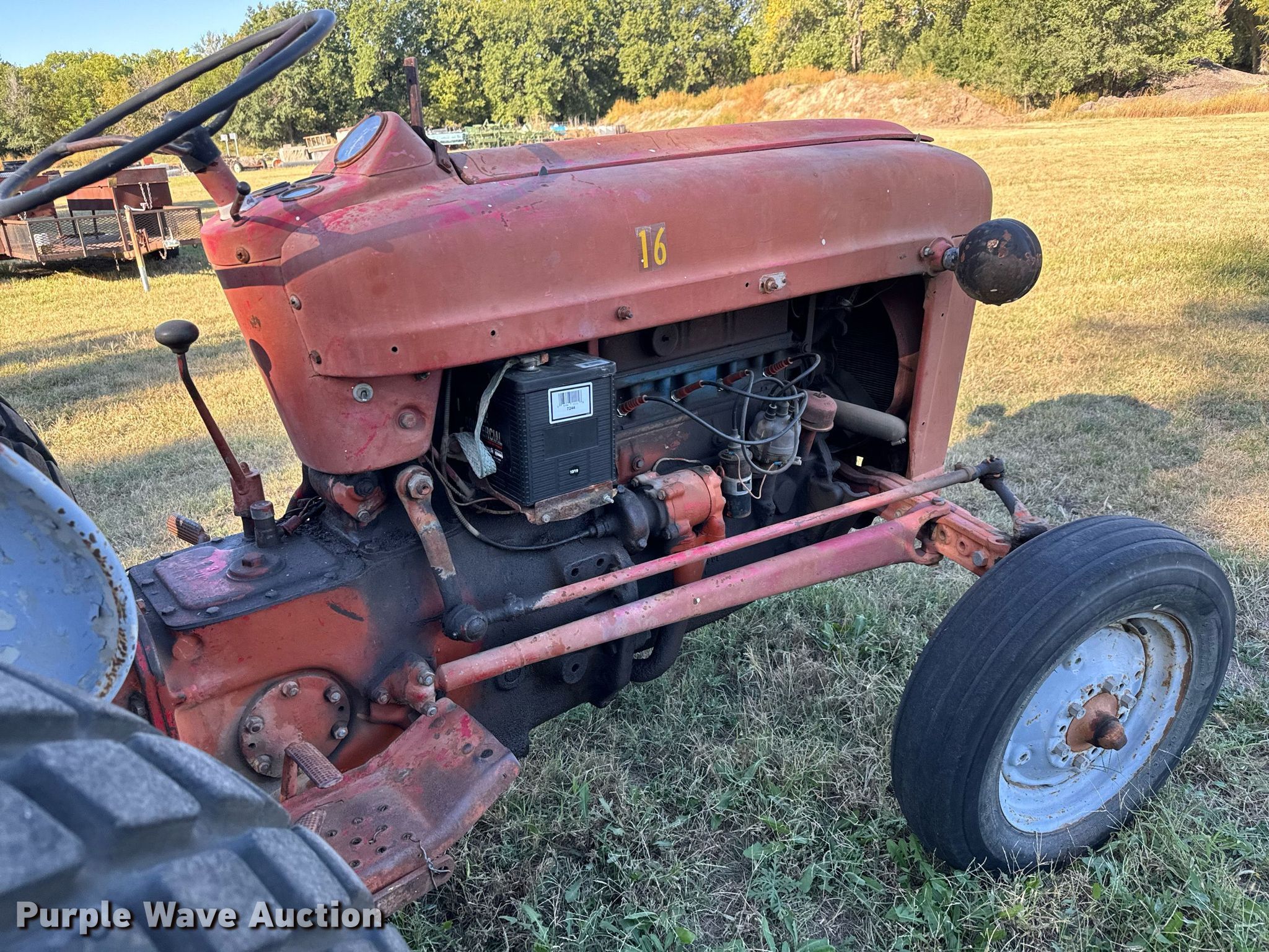 Ford 661 tractor in Larned, KS | Item DO1736 for sale | Purple Wave