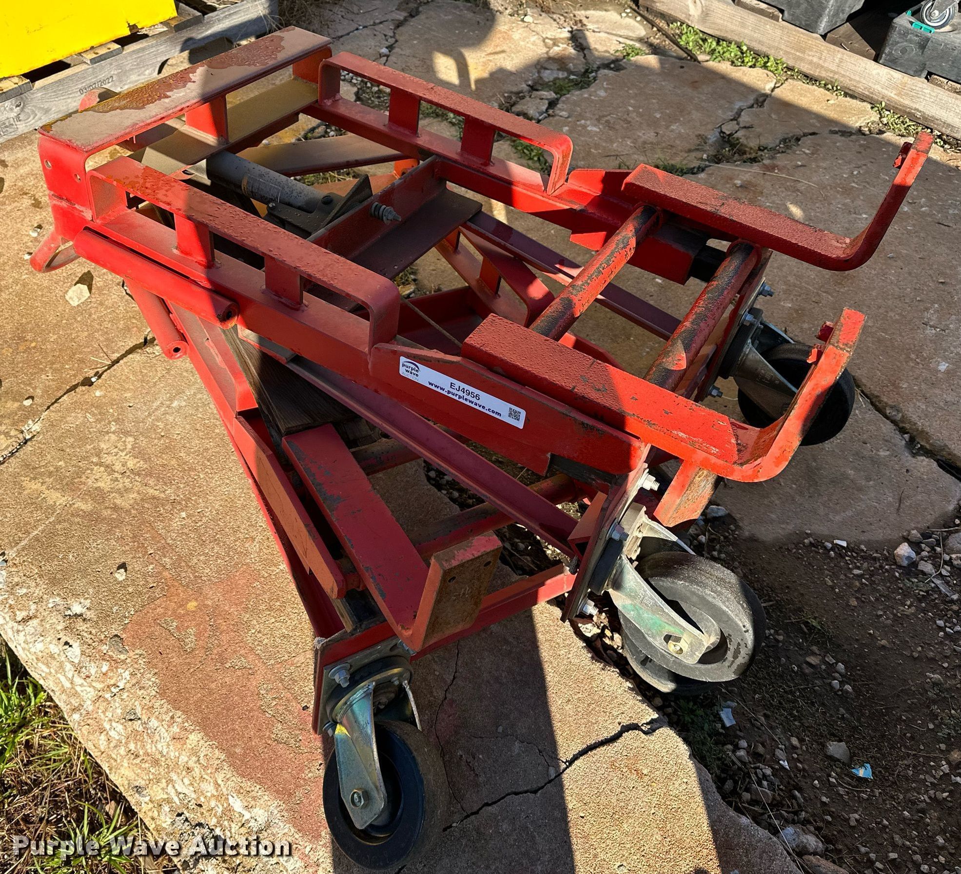 (2) Rol-A-Lift M4 lifts in Tulsa, OK | Item EJ4956 sold | Purple Wave