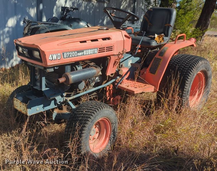 Kubota B7200HST-D MFWD tractor in Yukon, OK | Item EQ2490 sold | Purple ...