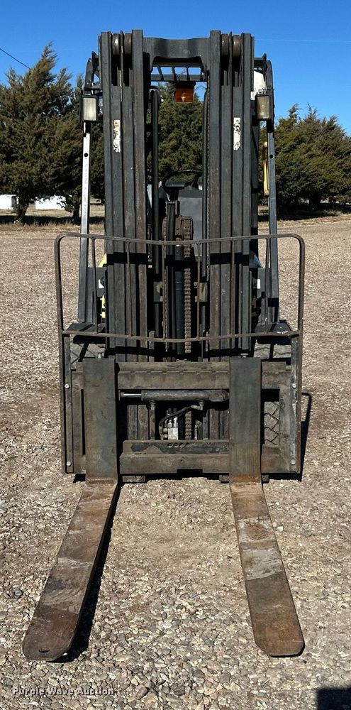 Daewoo G30E-3 forklift in Sublette, KS | Item ER8302 for sale | Purple Wave