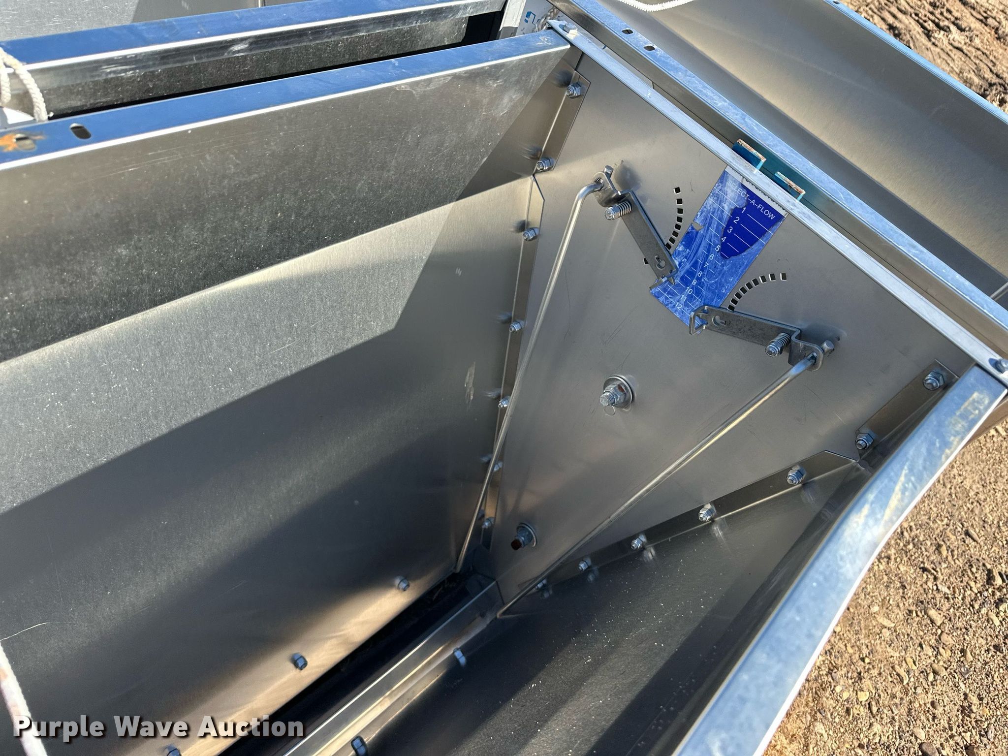 (6) Hog Slat Platinum Series 300 hog feeders in Sublette, KS | Item ...