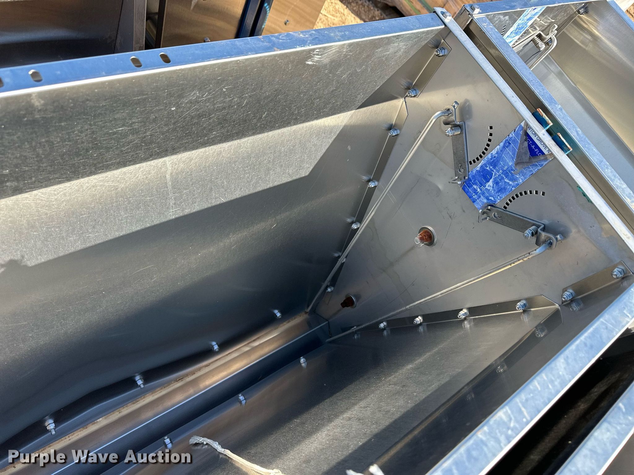 (6) Hog Slat Platinum Series 300 hog feeders in Sublette, KS | Item ...