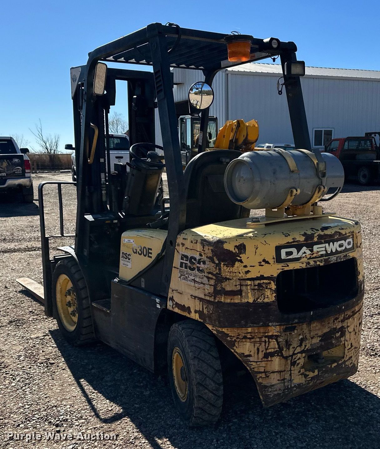 Daewoo G30E-3 forklift in Sublette, KS | Item ER8302 for sale | Purple Wave