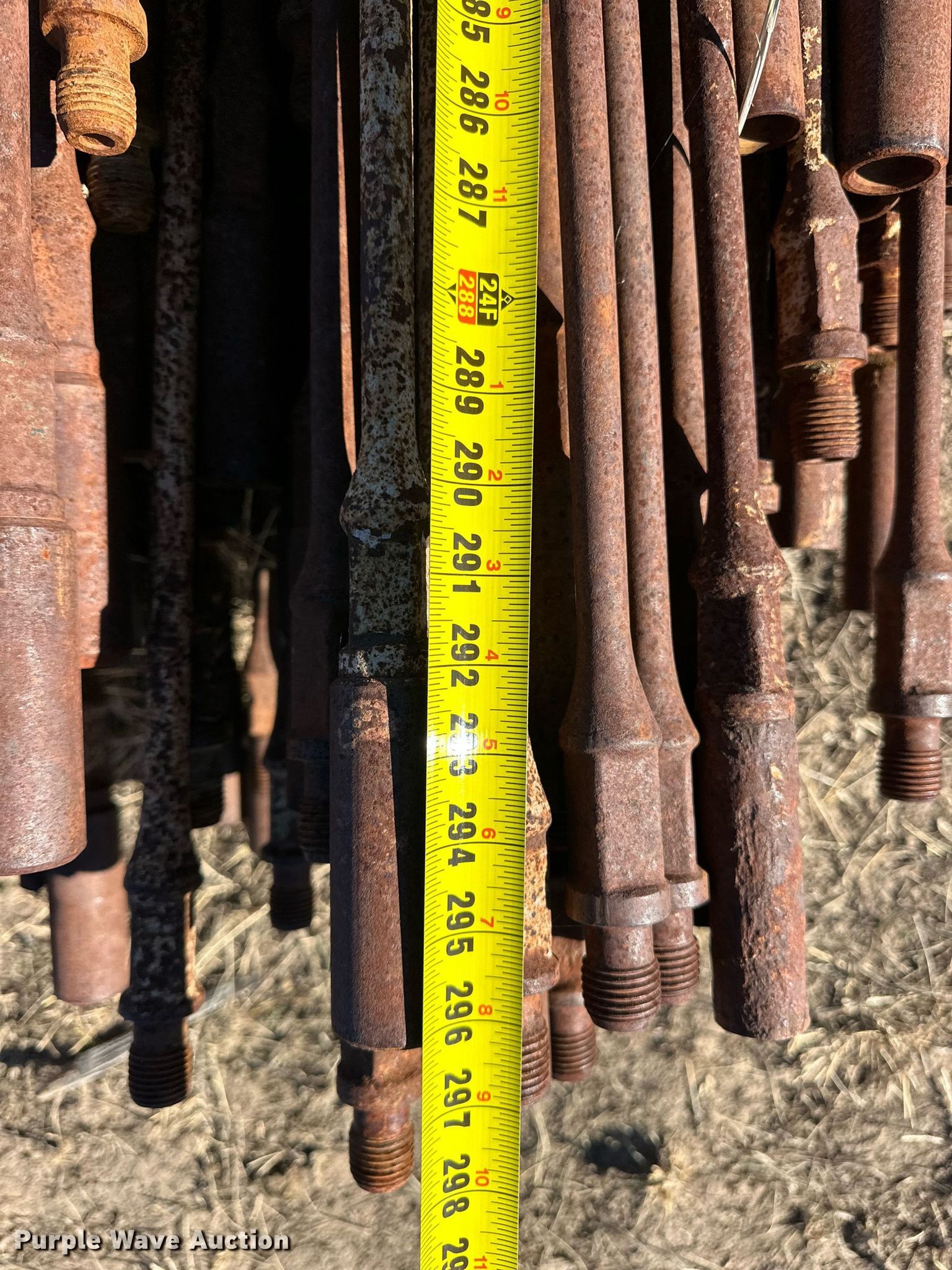 Sucker rods in Plains, KS | Item ER8418 sold | Purple Wave