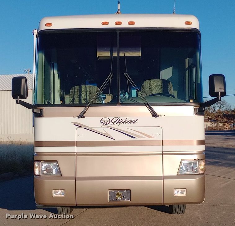 2001 Monaco Diplomat RV in Wichita, KS | Item DW0938 sold | Purple Wave