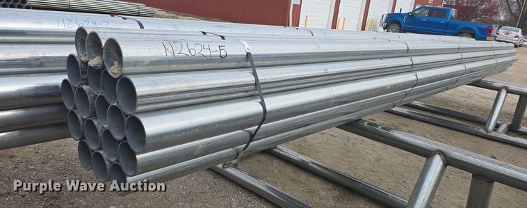 Approximately 38 24' L bundles of steel pipe in Hoyt, KS | Item EK2466 ...