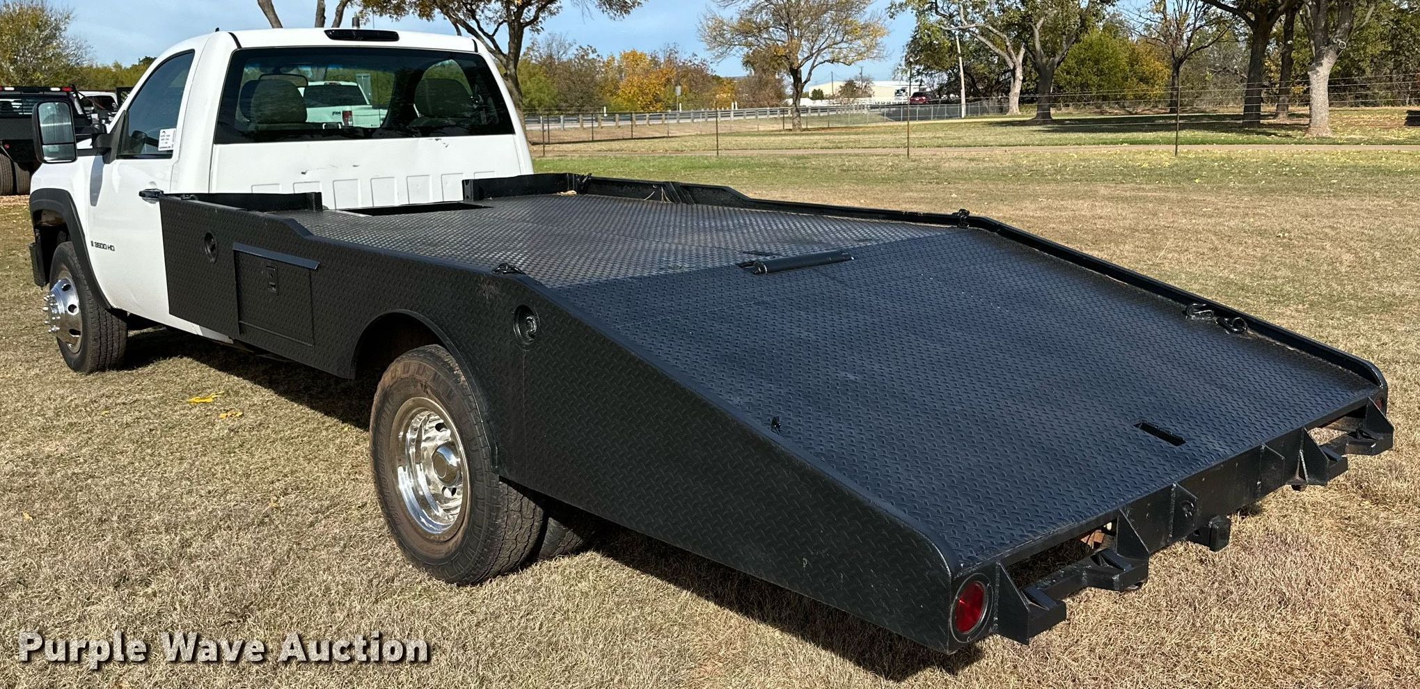 2009 Chevrolet Silverado 3500HD flatbed pickup truck in Wichita Falls ...