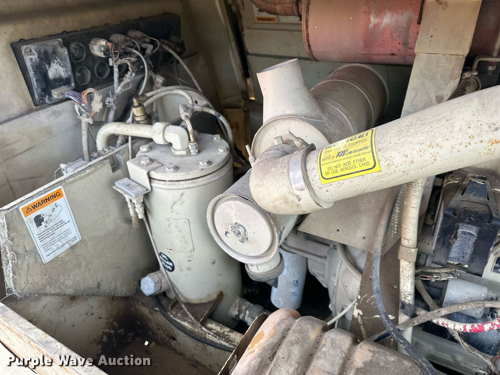 Ingersoll Rand 185 air compressor in Lawrence, KS | Item DS3264 sold ...