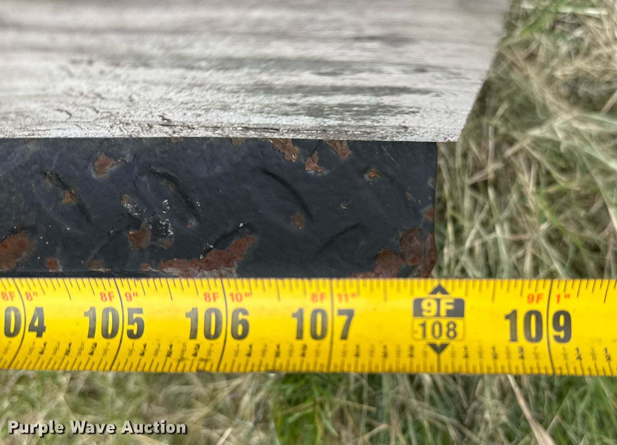 Flatbed in Arkoma, OK | Item EG7903 sold | Purple Wave