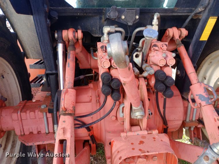 2000 New Holland TS100 tractor in Fredonia, KS | Item DW0950 sold ...