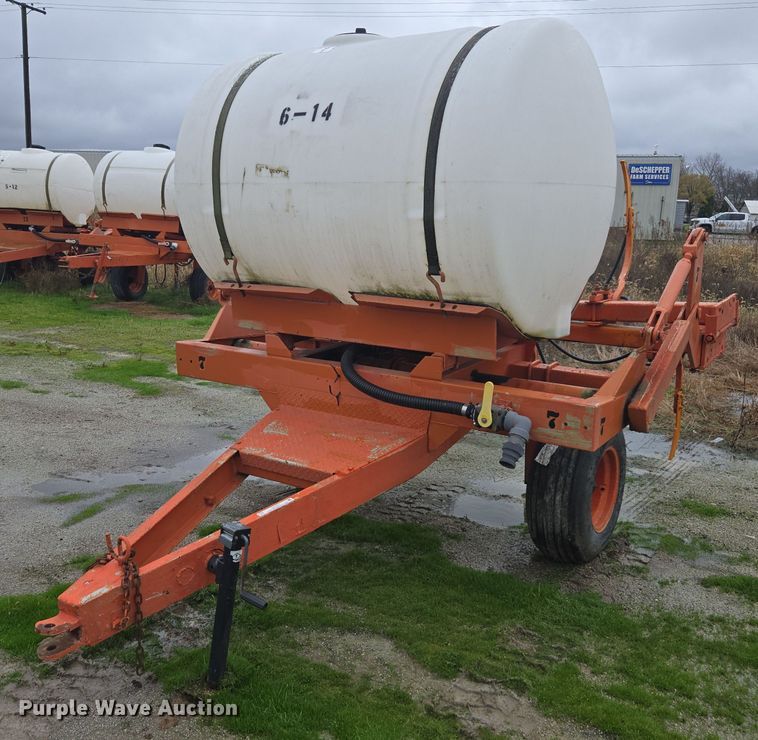 Clark liquid fertilizer applicator in Bremen, IN | Item DX1577 for sale ...