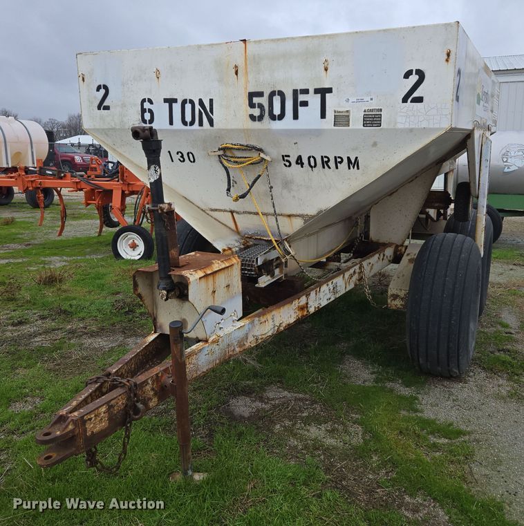 Western spreader in Bremen, IN | Item DX1584 sold | Purple Wave