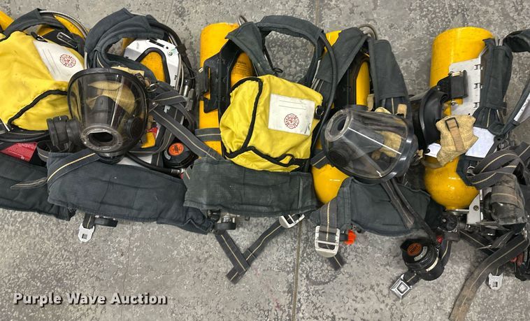 Scba Rescue equipment in King City, MO | Item DQ6528 sold | Purple Wave