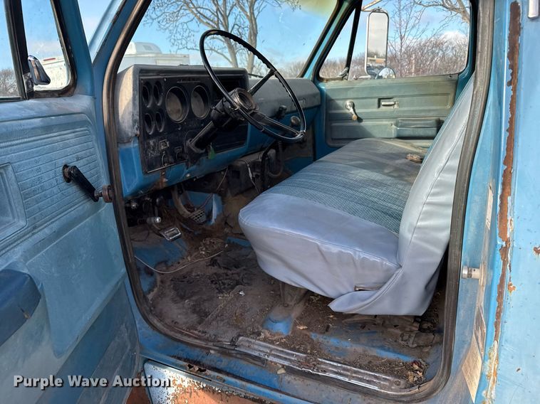 1975 Chevrolet C50 dump truck in Hays, KS | Item DX3879 sold | Purple Wave