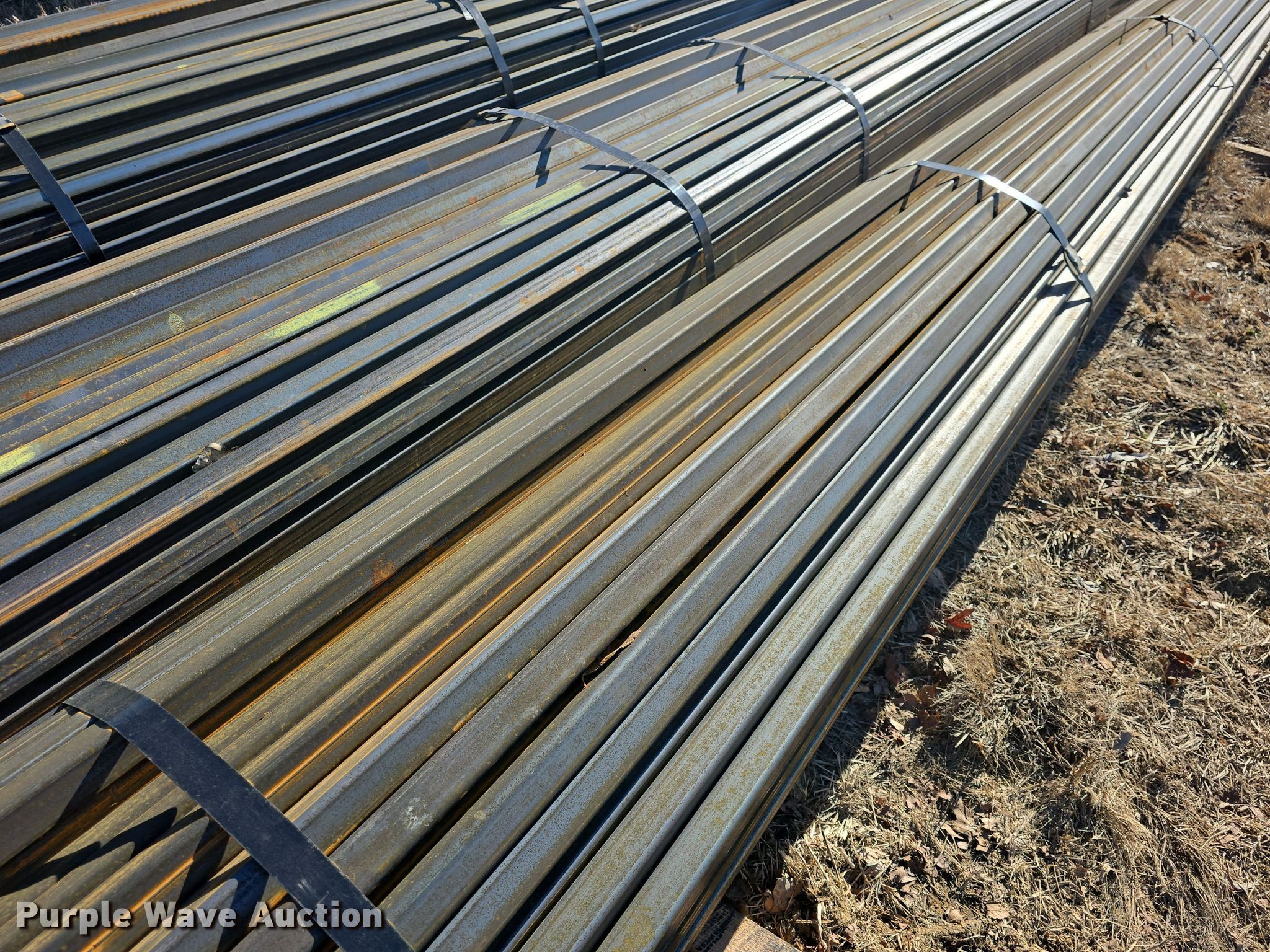 (2) bundles of square tubing in Hoyt, KS | Item EK2493 sold | Purple Wave