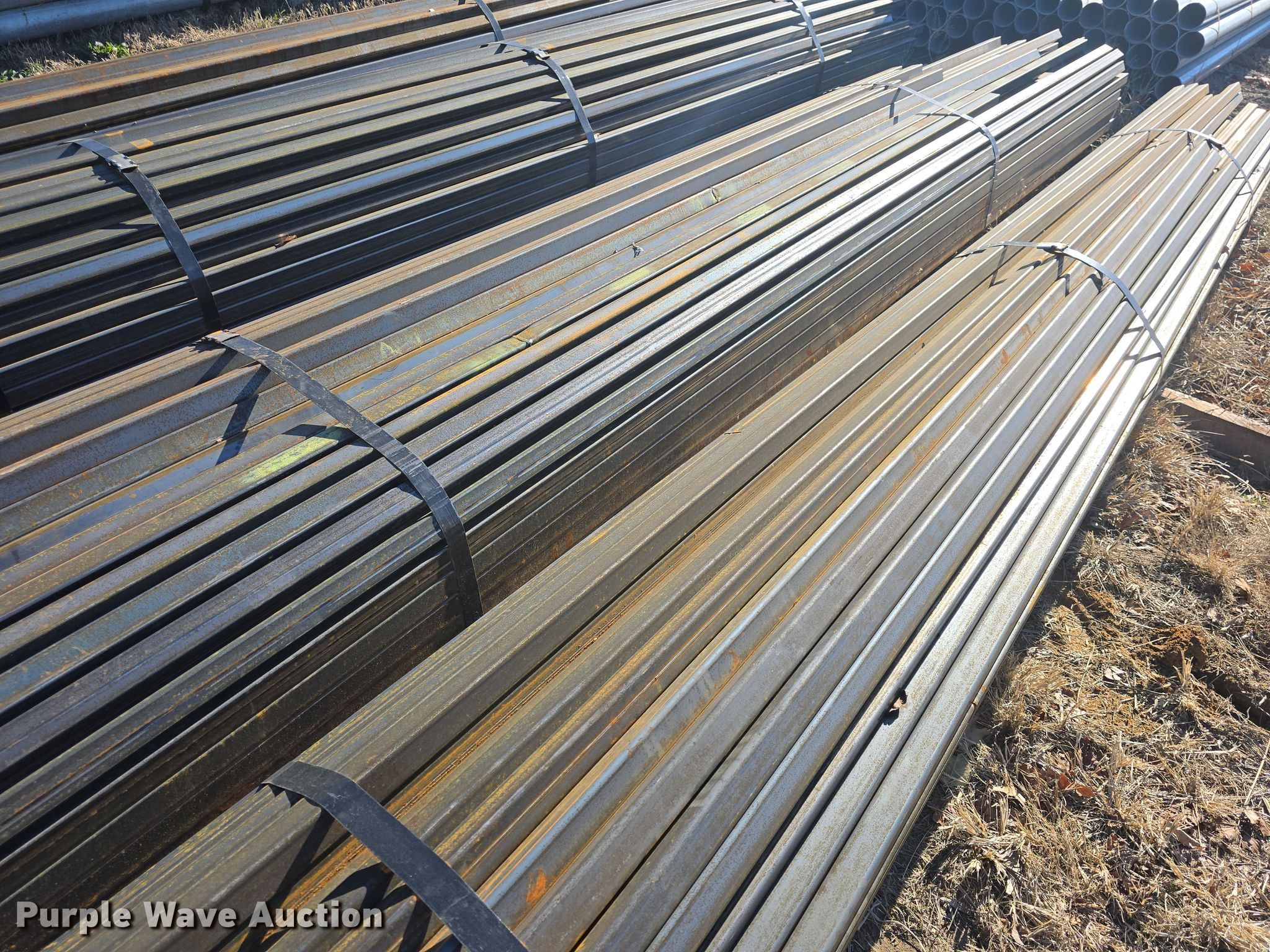 (2) bundles of square tubing in Hoyt, KS | Item EK2493 sold | Purple Wave