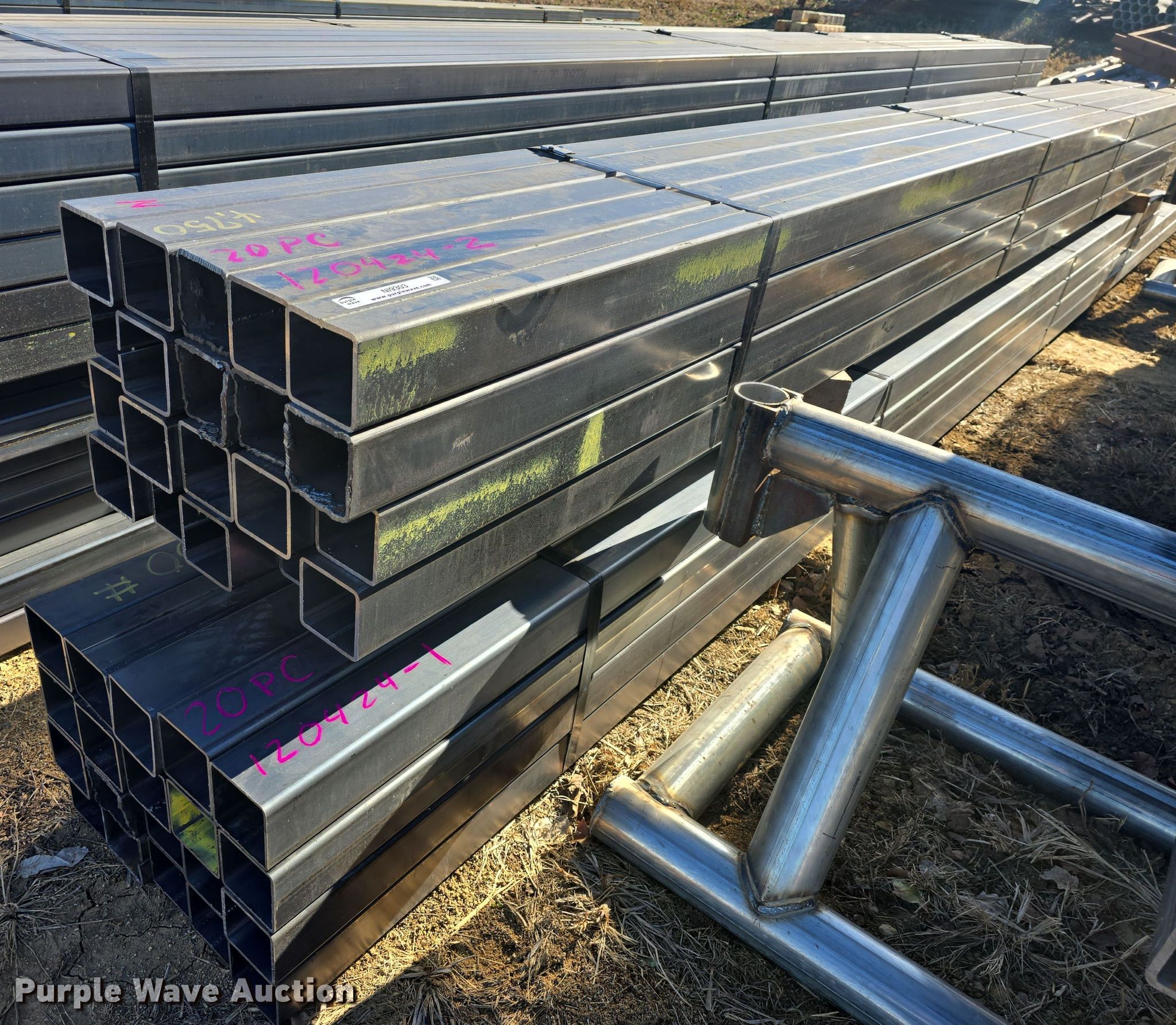 (2) bundles of square tubing in Hoyt, KS | Item NI9303 for sale ...